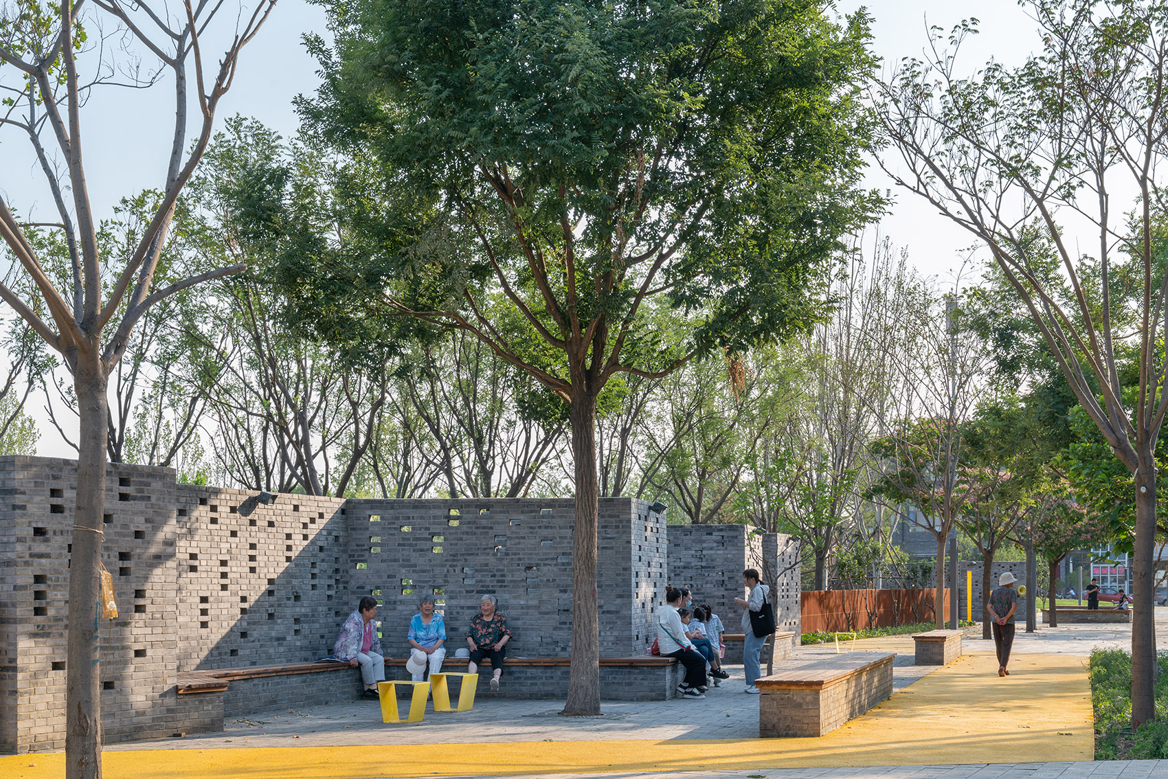 Songzhuang Micro Community Park, Beijing, China by Crossboundaries - 谷德设计网