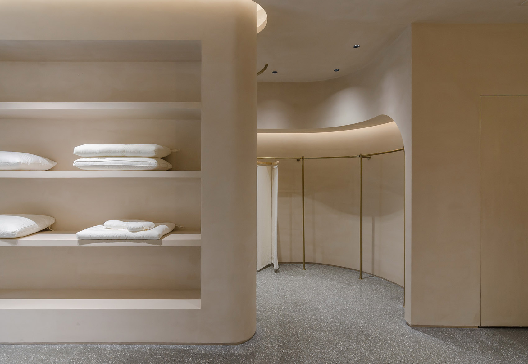 Yifang home textile store, China by KaiWu Studio - 谷德设计网