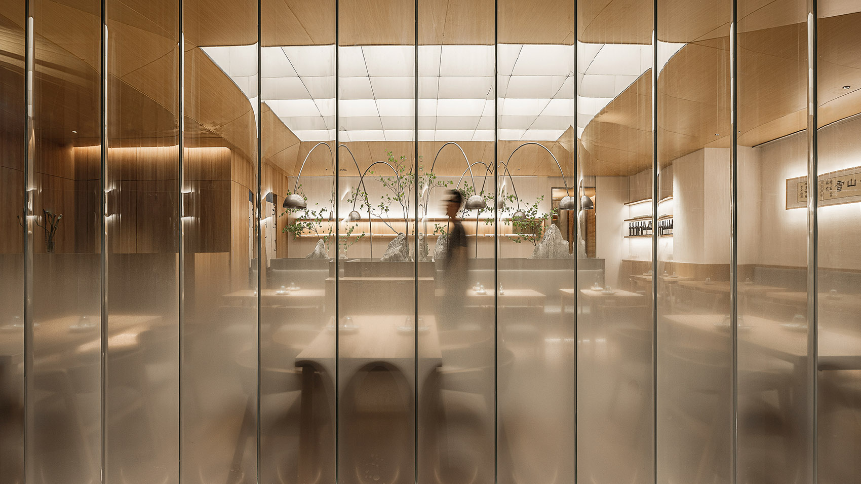 Zhong Chun Feng Restaurant, Beijing by Linkchance Architects - 谷德设计网