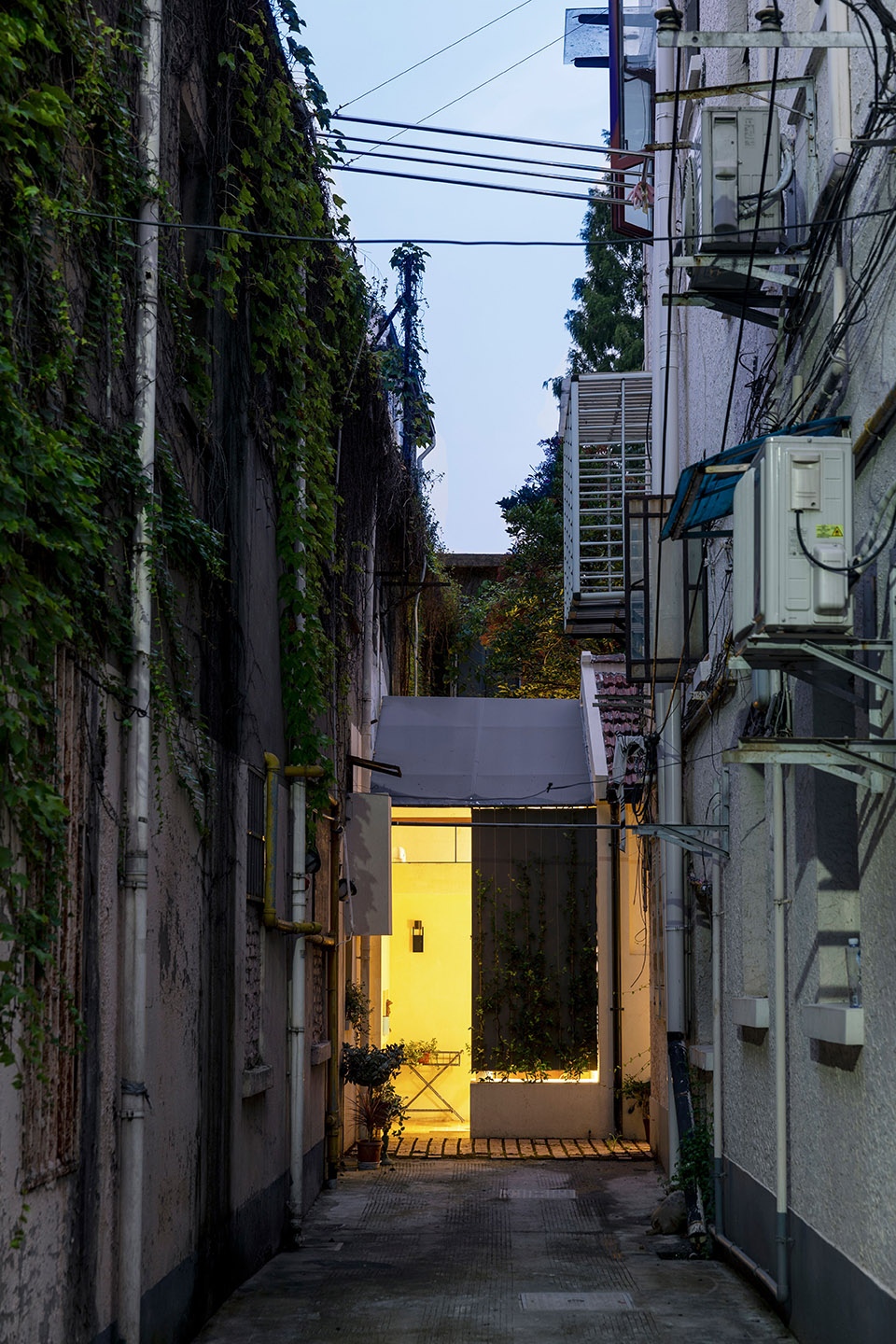 Reconstruction of Leftover Space near Shanghai Yongjia Road, China by ...