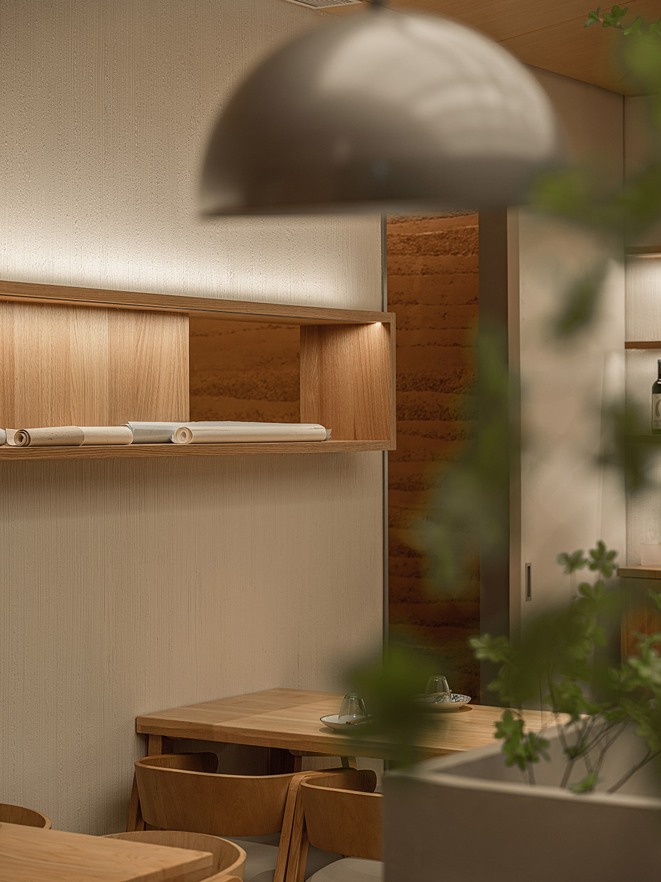 Zhong Chun Feng Restaurant, Beijing by Linkchance Architects - 谷德设计网