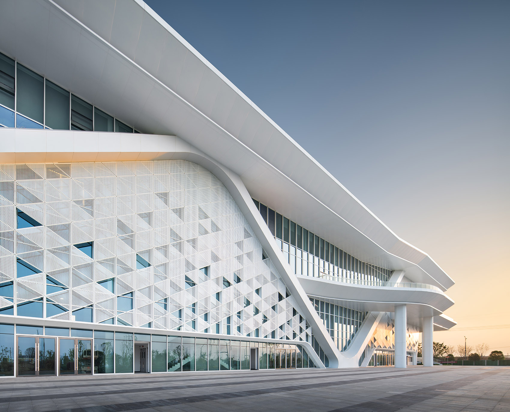 Lukou Airport New Town Comprehensive Cultural Center, China by SEU-ARCH ...