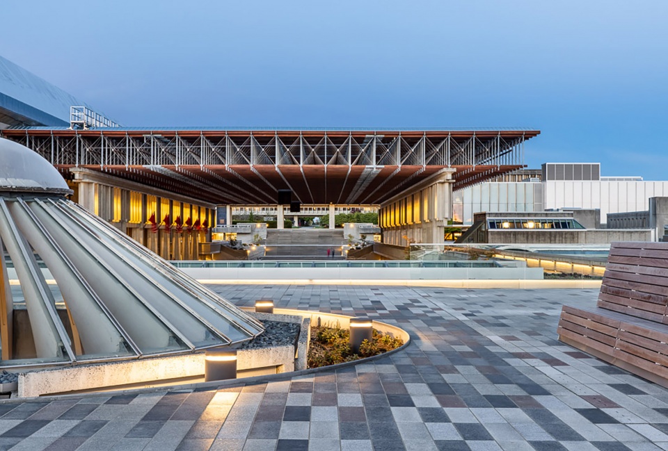 SFU Burnaby Plaza Renewal, Canada by PUBLIC - 谷德设计网