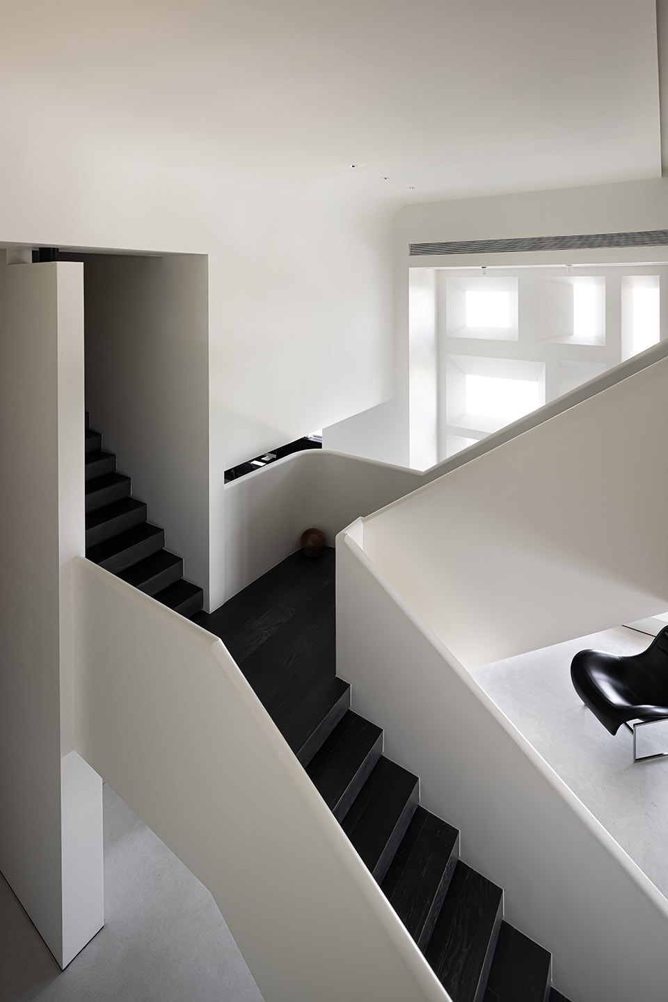 SHIYI Design Studio, Wenzhou, China by SHIYI SPACE DESIGN - 谷德设计网