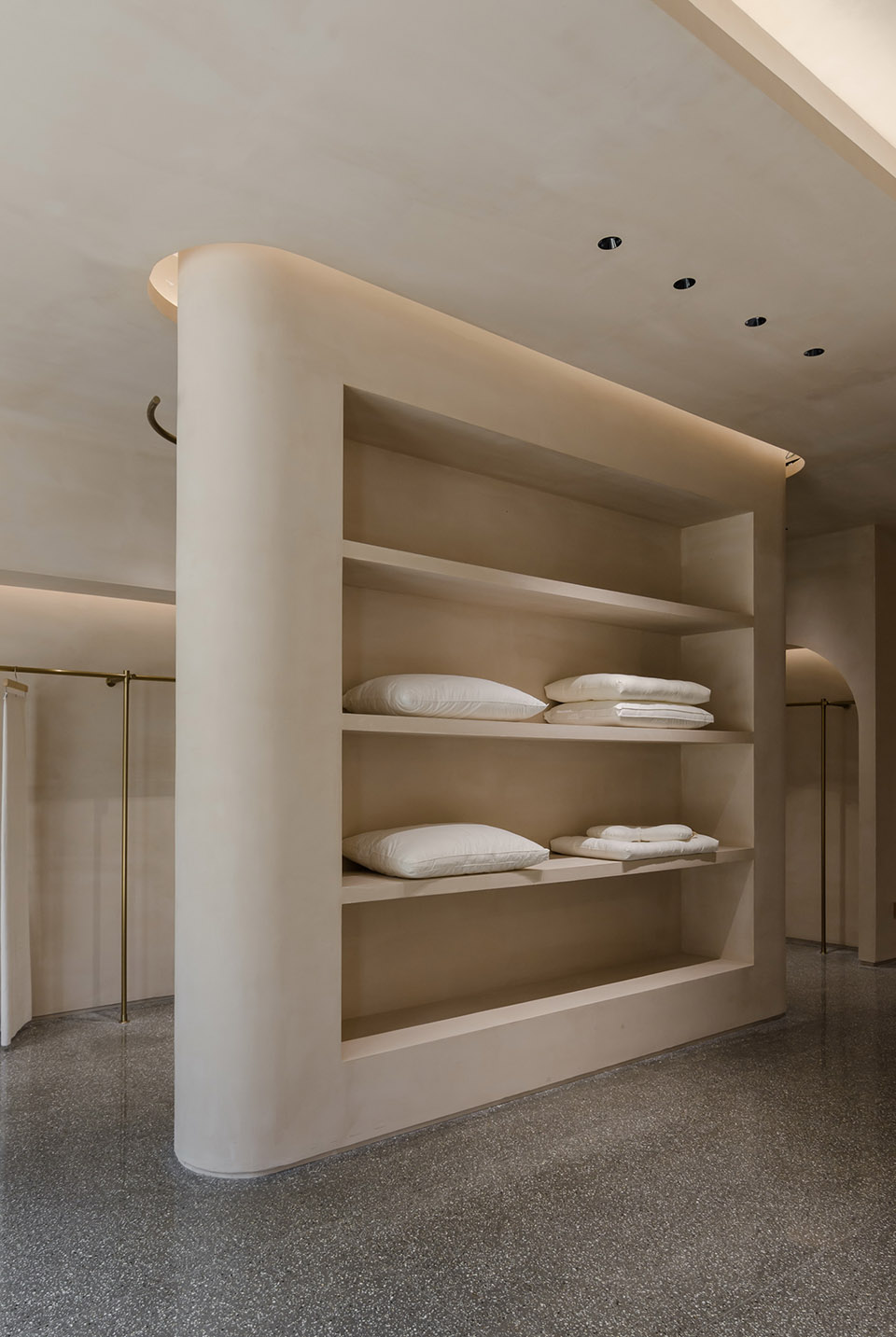 Yifang home textile store, China by KaiWu Studio - 谷德设计网