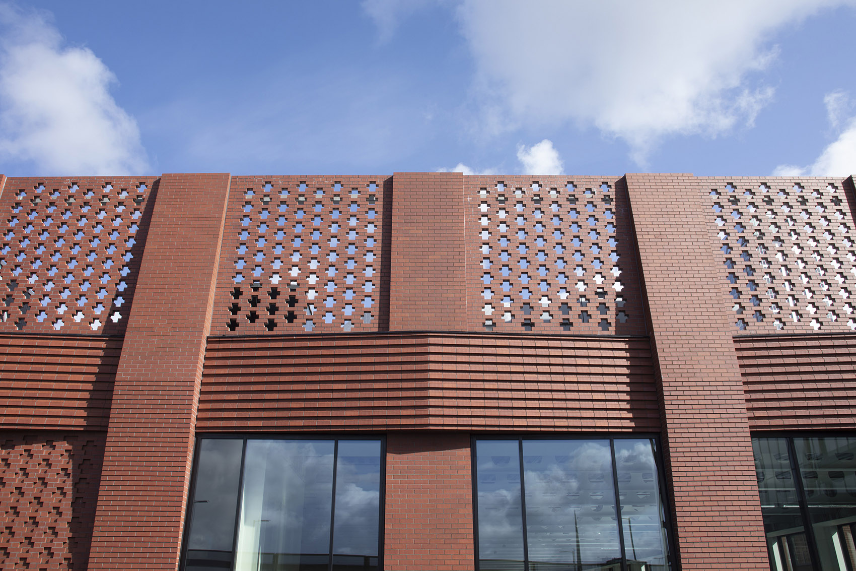Three New Bailey – New commercial building for HMRC by Make Architects ...