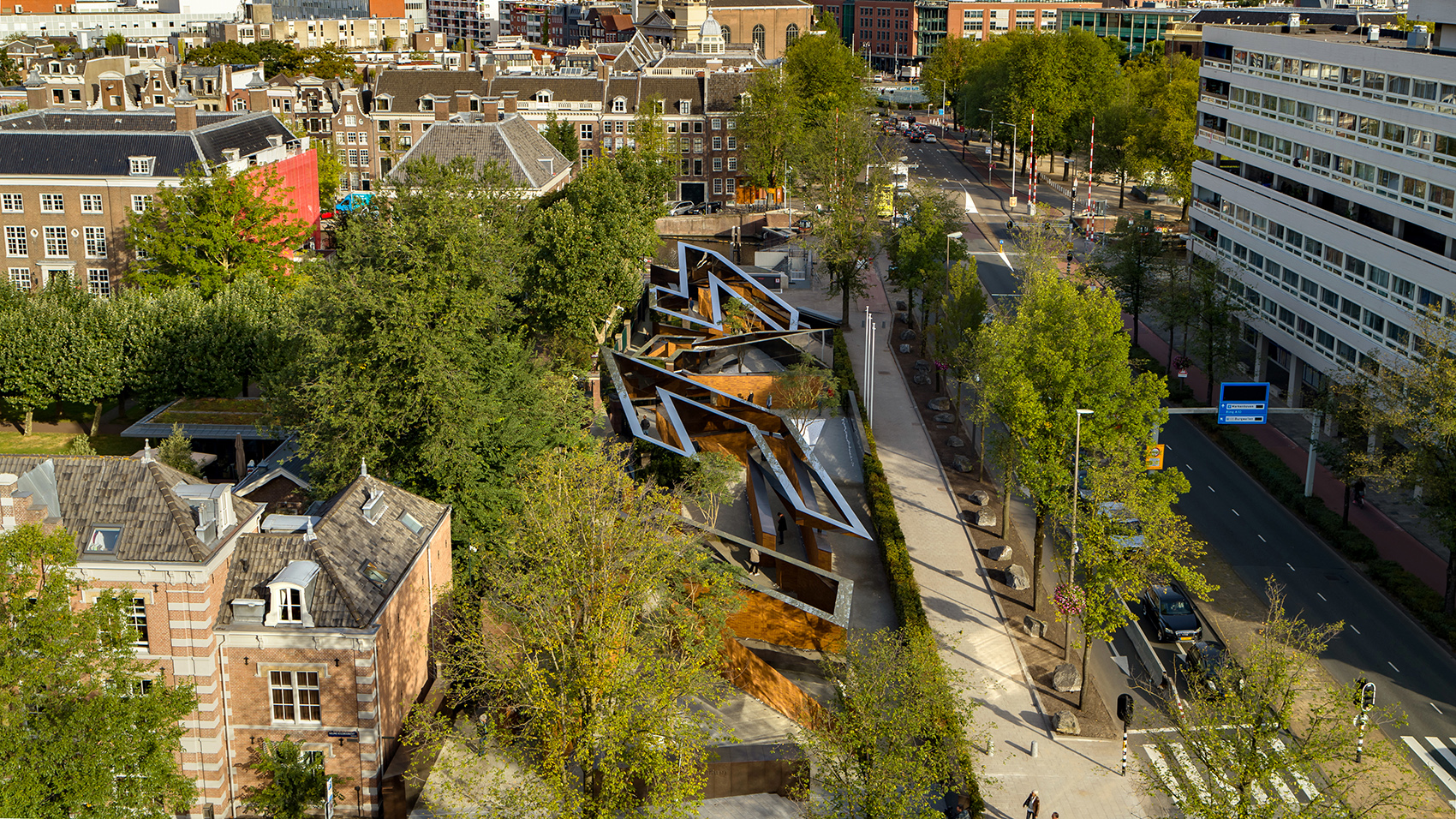 National Holocaust Names Memorial by Studio Libeskind - 谷德设计网
