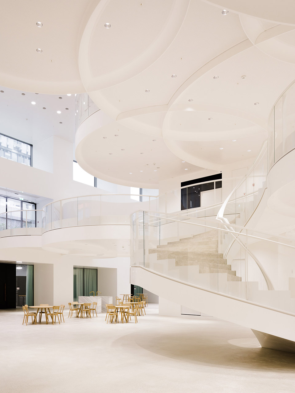 THE NEW STATE-OF-THE-ART RESEARCH BUILDING BIOZENTRUM OF THE UNIVERSITY ...