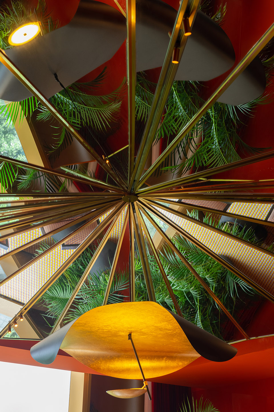 Man Chao Hui top-notch restaurant, China by Various Associates - 谷德设计网