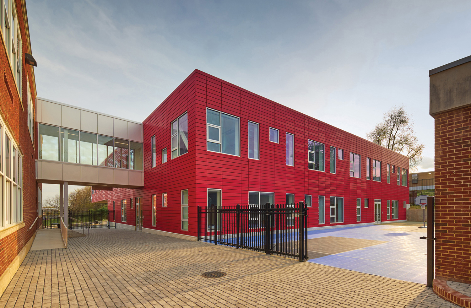 Two Rivers Middle School by Studio Twenty Seven Architecture - 谷德设计网