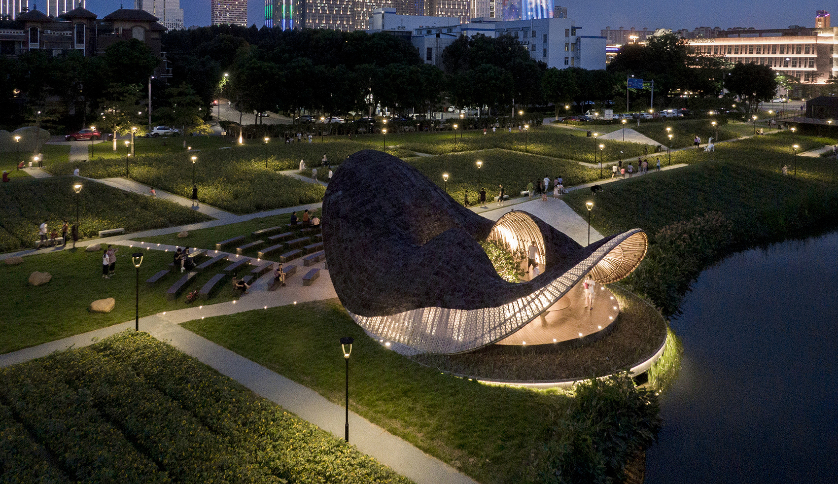Flower Field Bamboo Pavilion, China by Atelier cnS - 谷德设计网