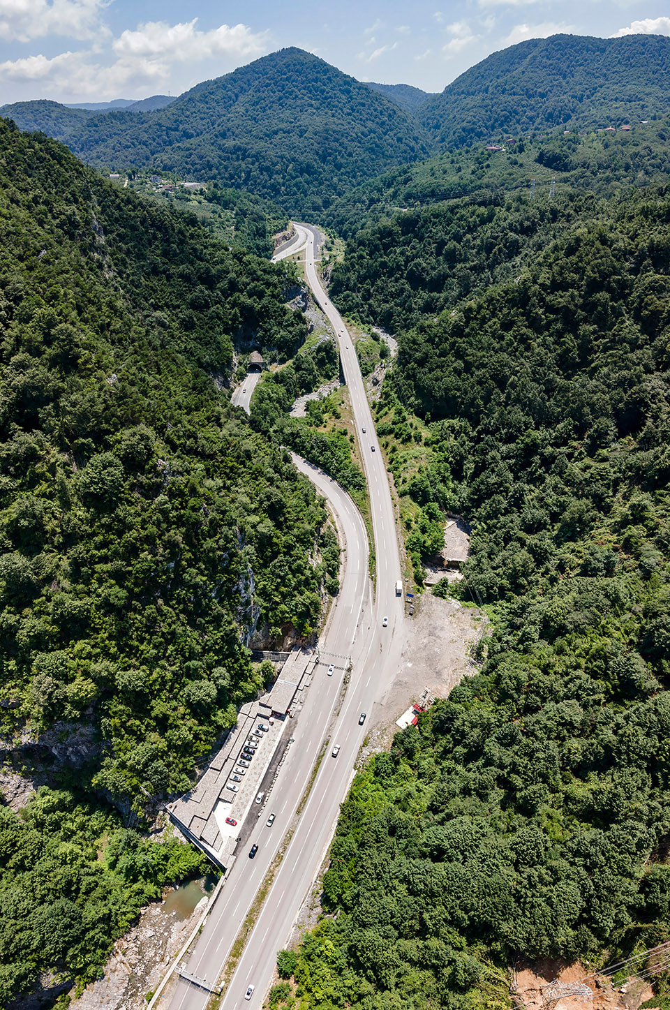 Zonguldak Caves Visitor Center by Yalin Architectural Design - 谷德设计网