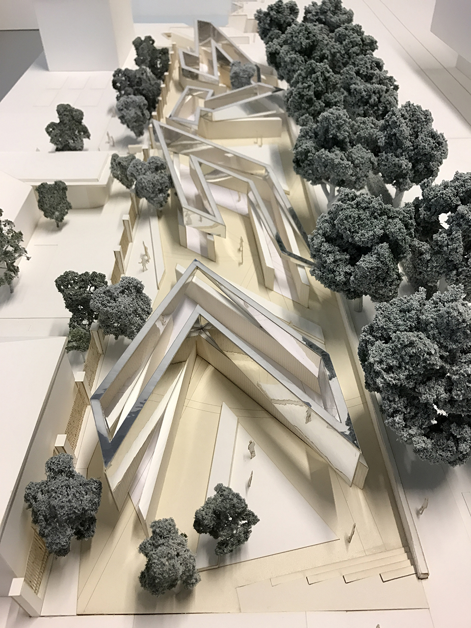 National Holocaust Names Memorial by Studio Libeskind - 谷德设计网