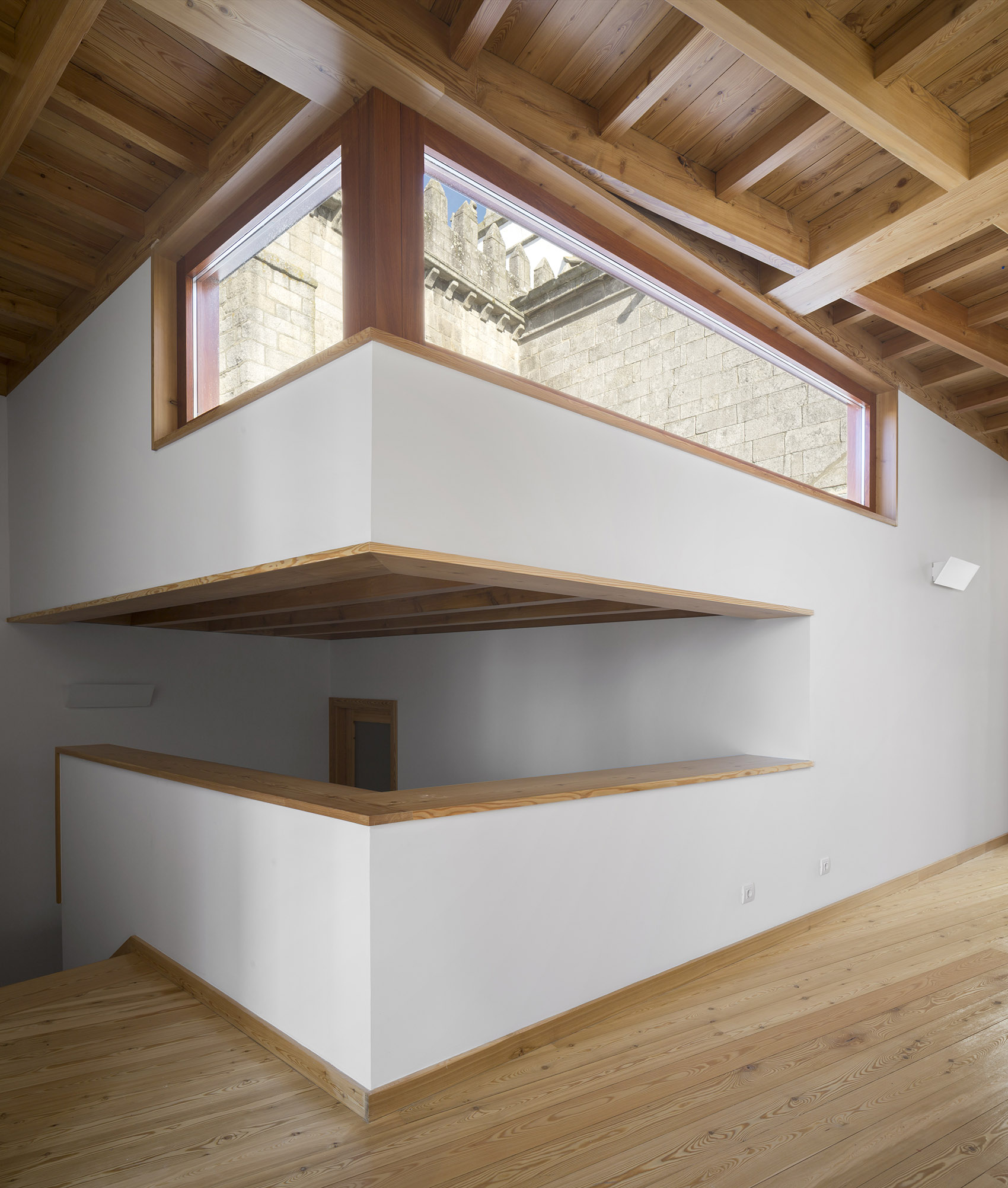 Refurbishment of Cabido Facilities by Carlos Castanheira & Clara Bastai ...