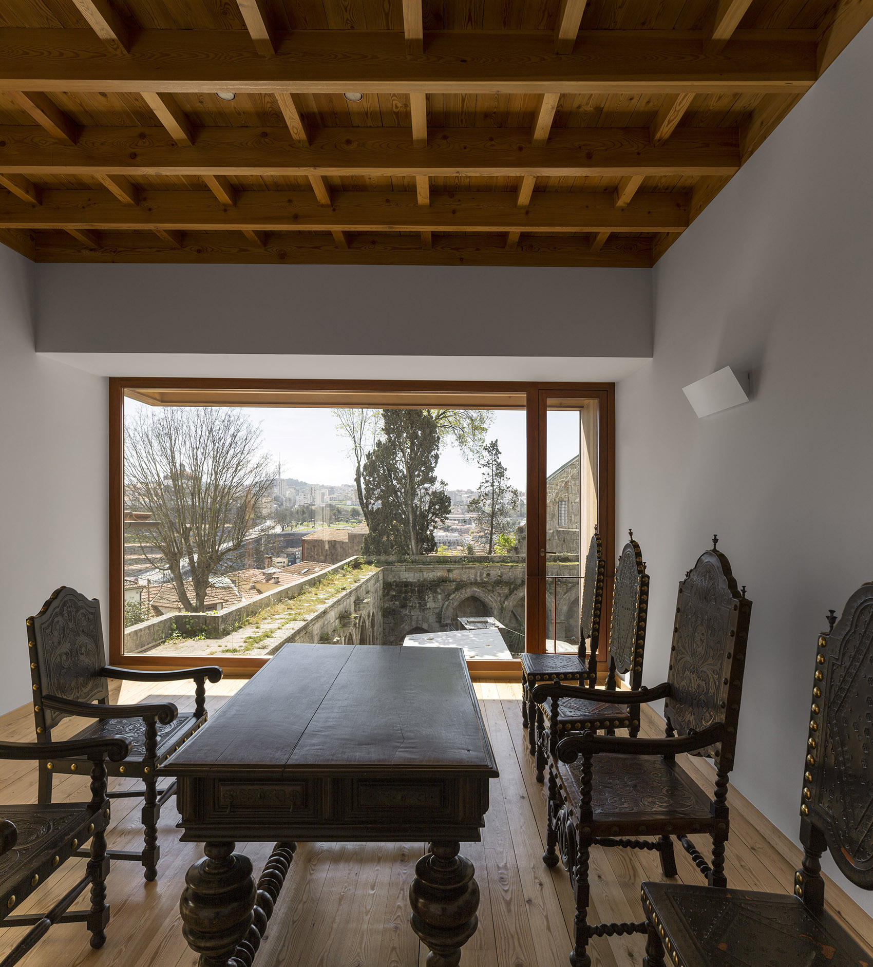 Refurbishment of Cabido Facilities by Carlos Castanheira & Clara Bastai ...