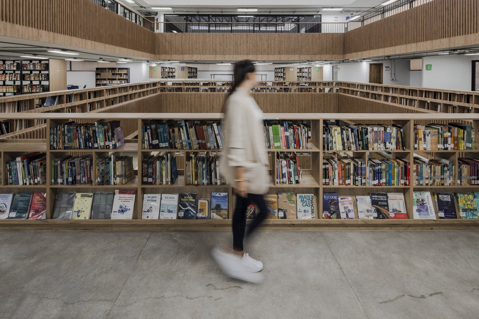 Gabriel Turbay Municipal Public Library Modernization by Contrapunto ...