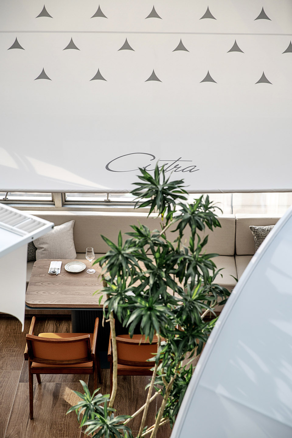 ASPERA / ASTRA Flagship Store, Chongqing, China by BDD - 谷德设计网