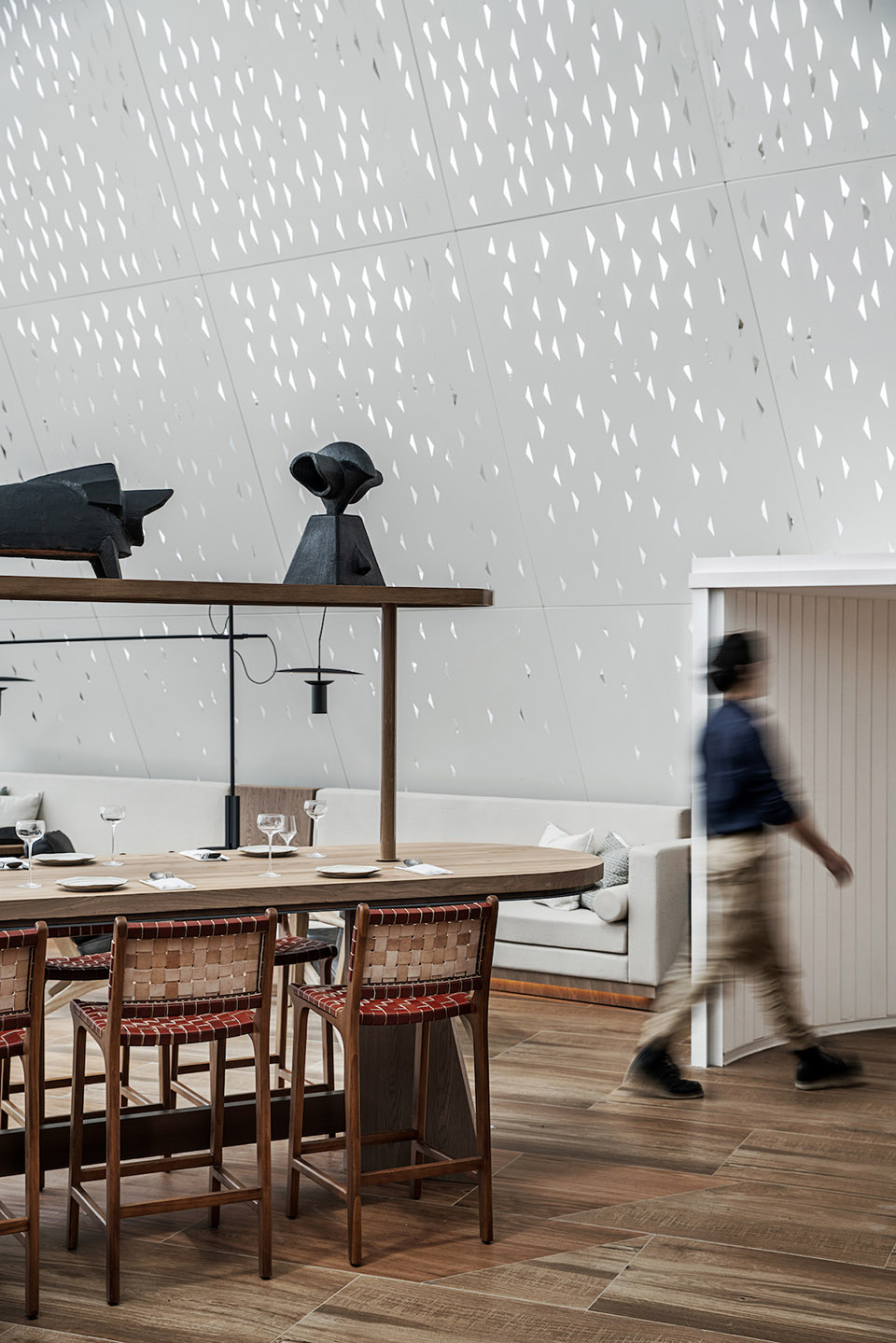 ASPERA / ASTRA Flagship Store, Chongqing, China by BDD - 谷德设计网