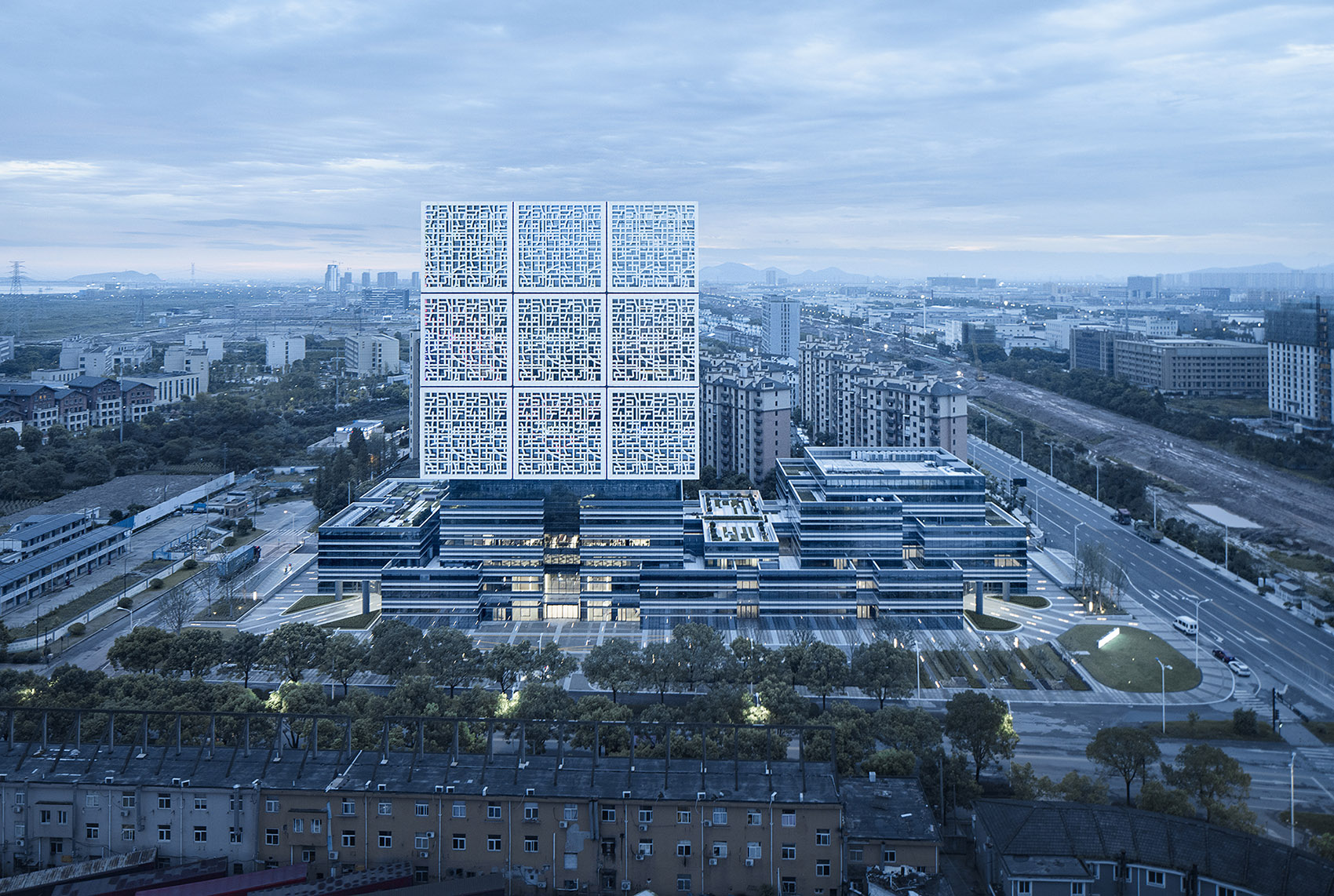 Xiaoshan Innovation Polis · Pioneer Valley, Hangzhou, China by UAD - 谷德设计网