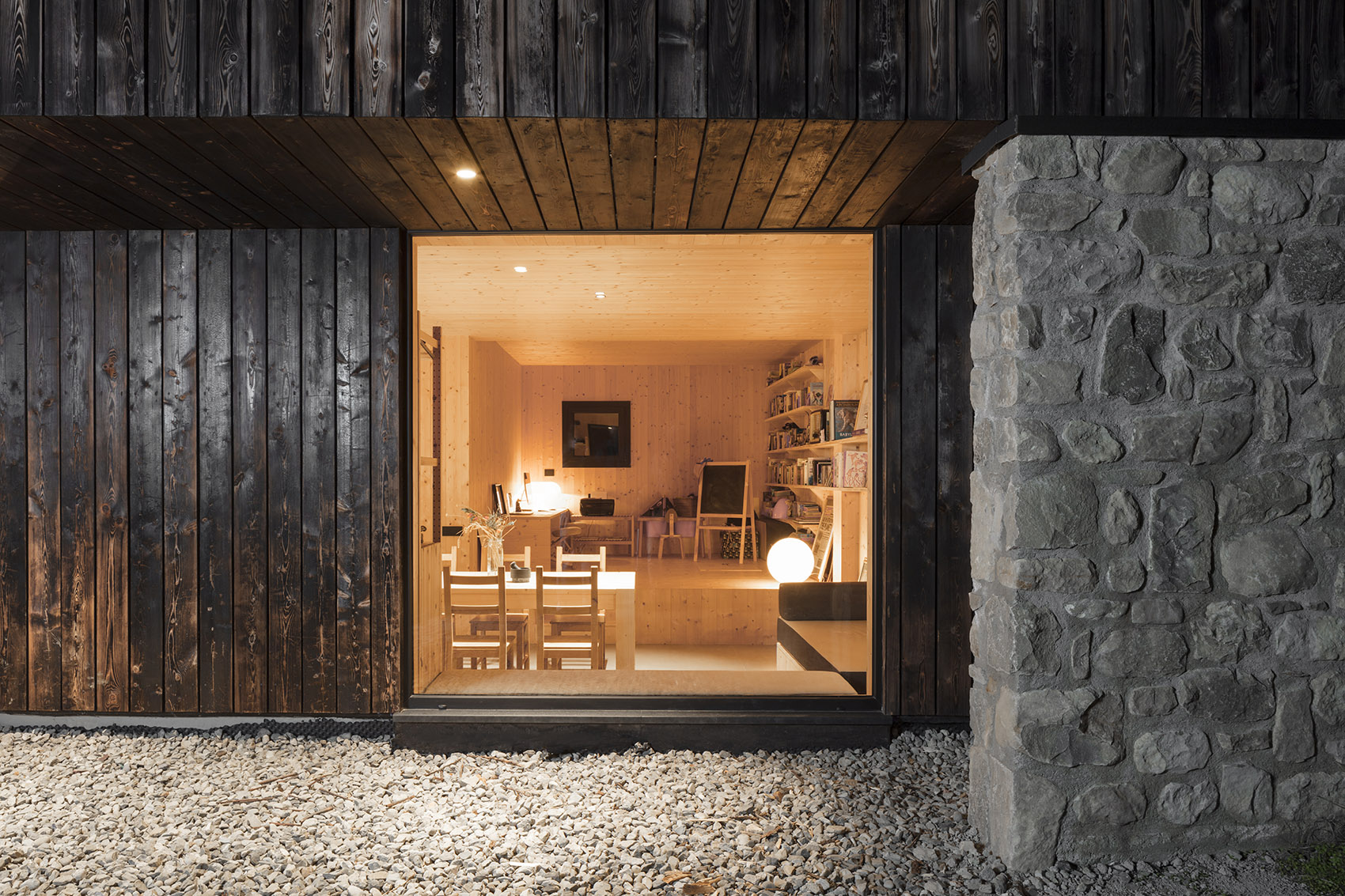 Ca’ Inua by Ciclostile Architettura - 谷德设计网