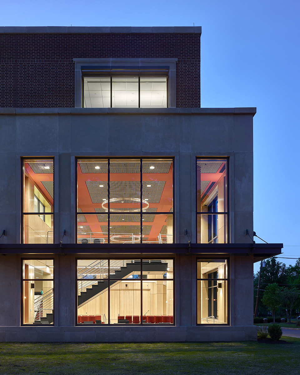 Kenneth K.T. Yen Humanities Building by VMA - 谷德设计网