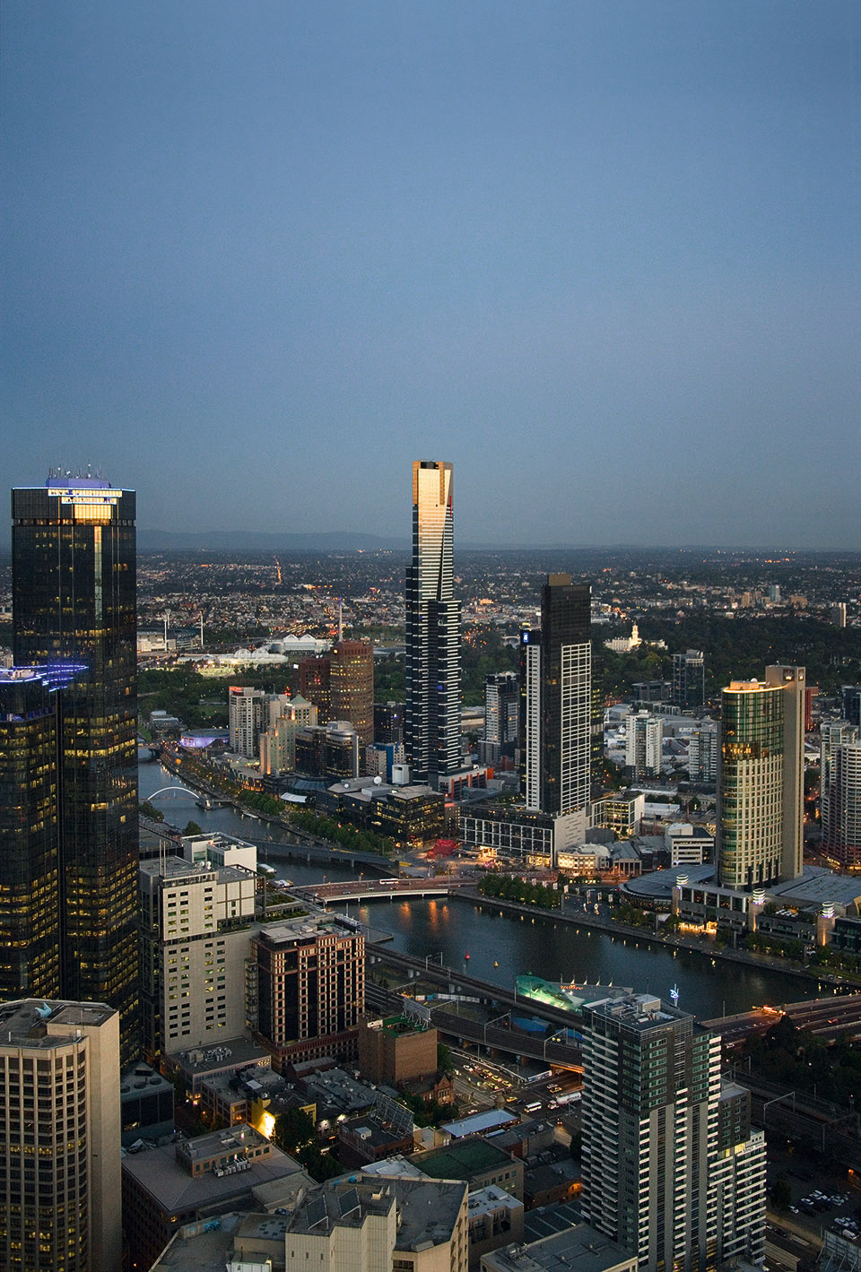 Eureka Tower by Fender Katsalidis - 谷德设计网