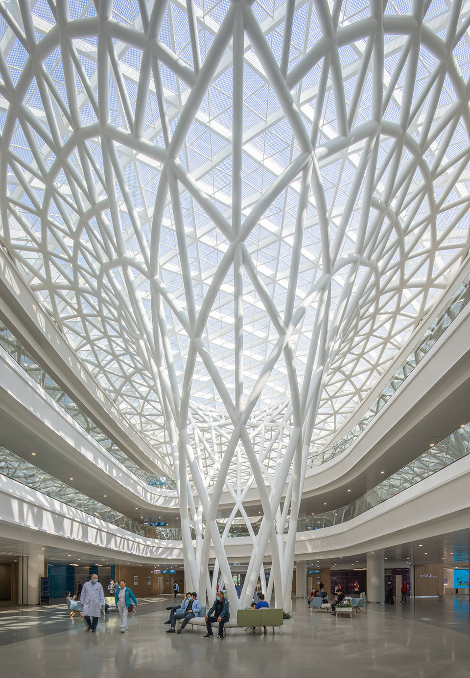 Perkins&Will Completes First Mega Hospital in China, 242,000 square ...