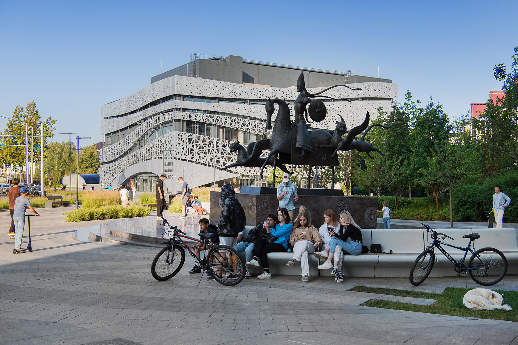 Renovation of the citycenter of Almetyevsk by Arcanika - 谷德设计网