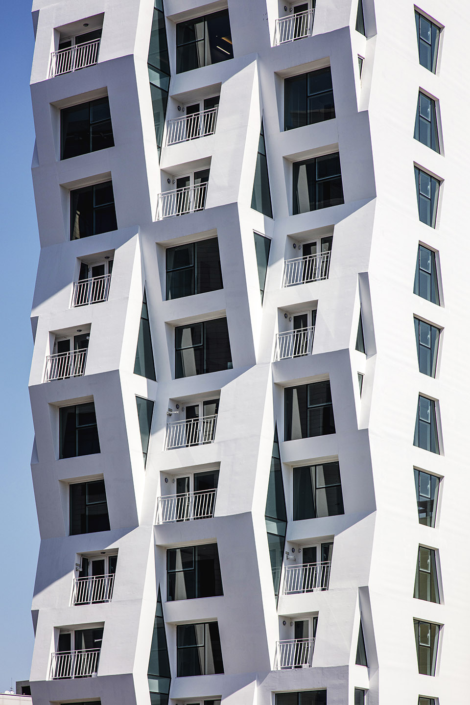 Ratio Building Tri_Poly by Maaps Architects Cooperation - 谷德设计网
