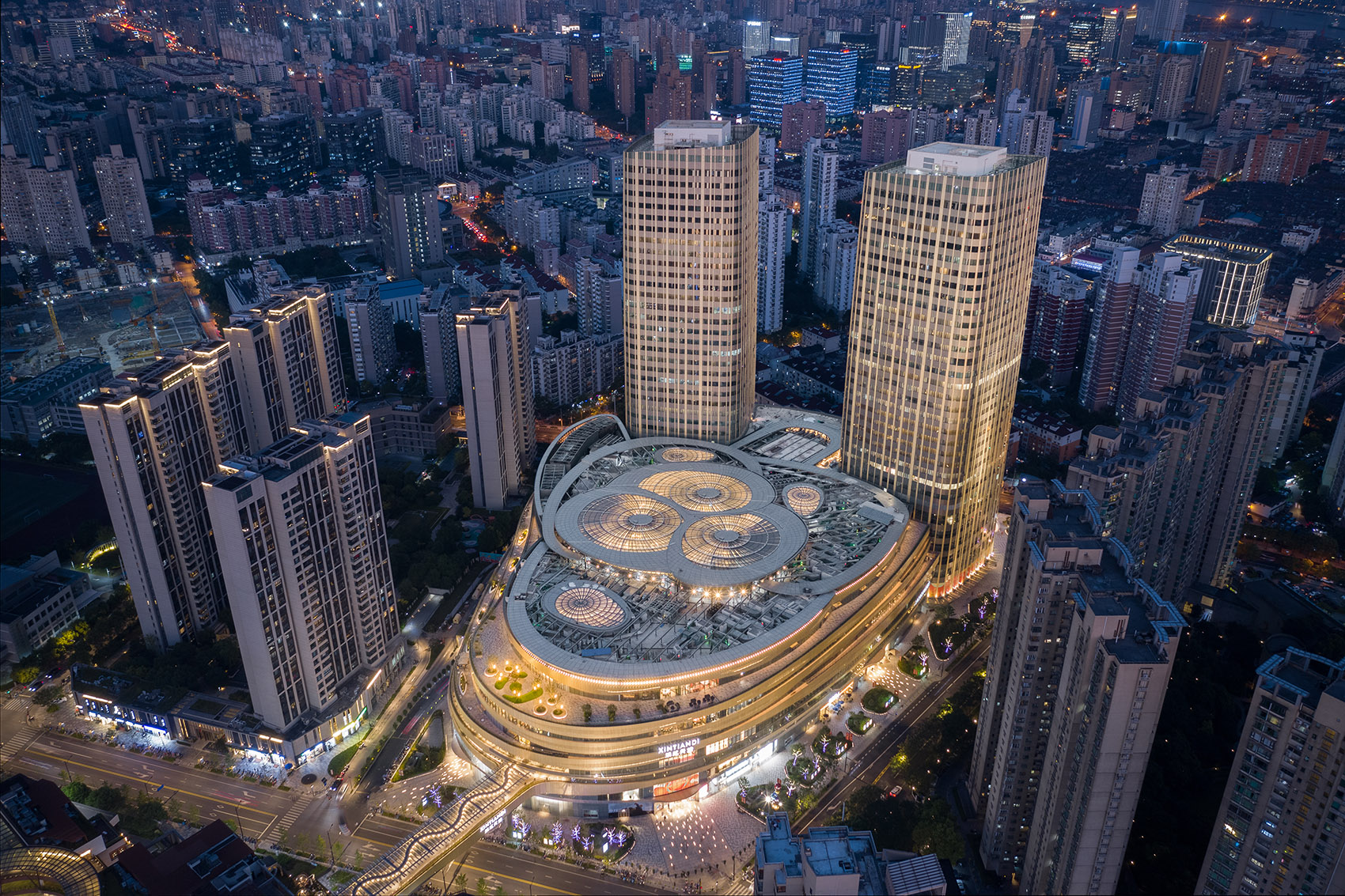 Hall of the Sun, Shanghai, China by ARQUITECTONICA - 谷德设计网