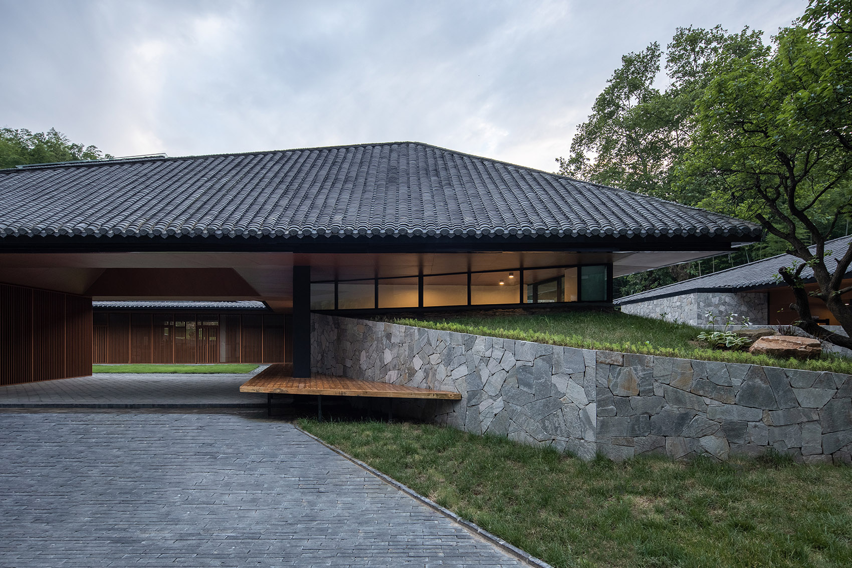 Wuxiang Mountain Qiu Hu Station, Nanjing, China by Mix Architecture - 谷德设计网