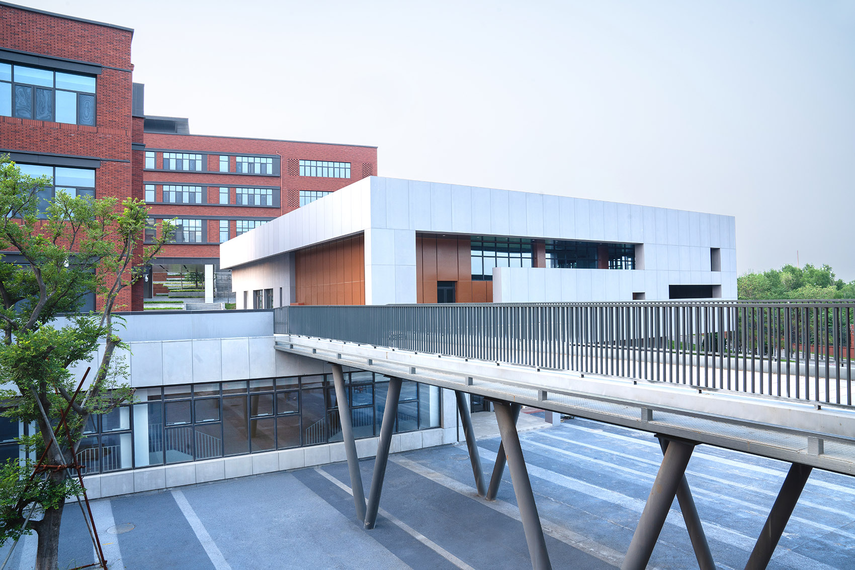 Jinan Xinhang Experimental Foreign Language School, China by Qingdao ...