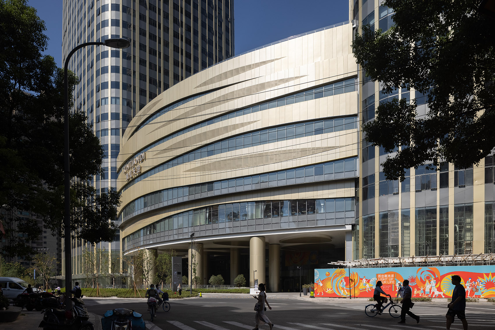 Hall of the Sun, Shanghai, China by ARQUITECTONICA - 谷德设计网