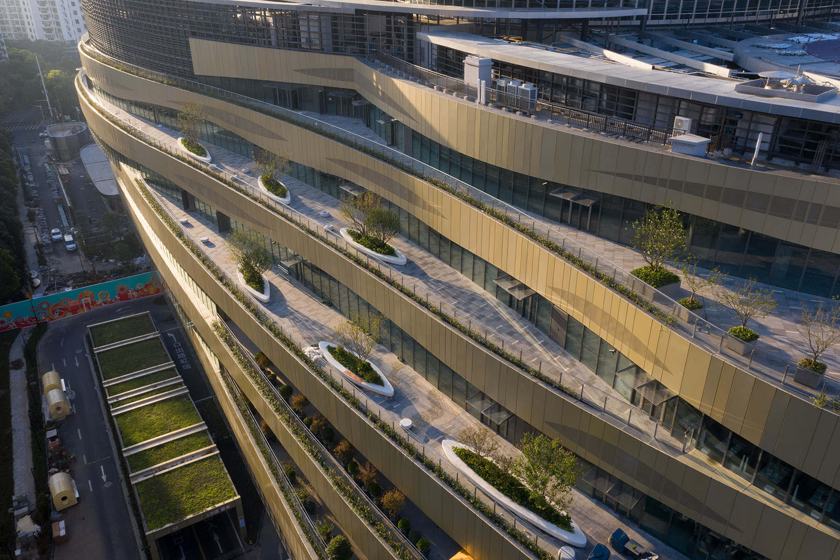 Hall of the Sun, Shanghai, China by ARQUITECTONICA - 谷德设计网