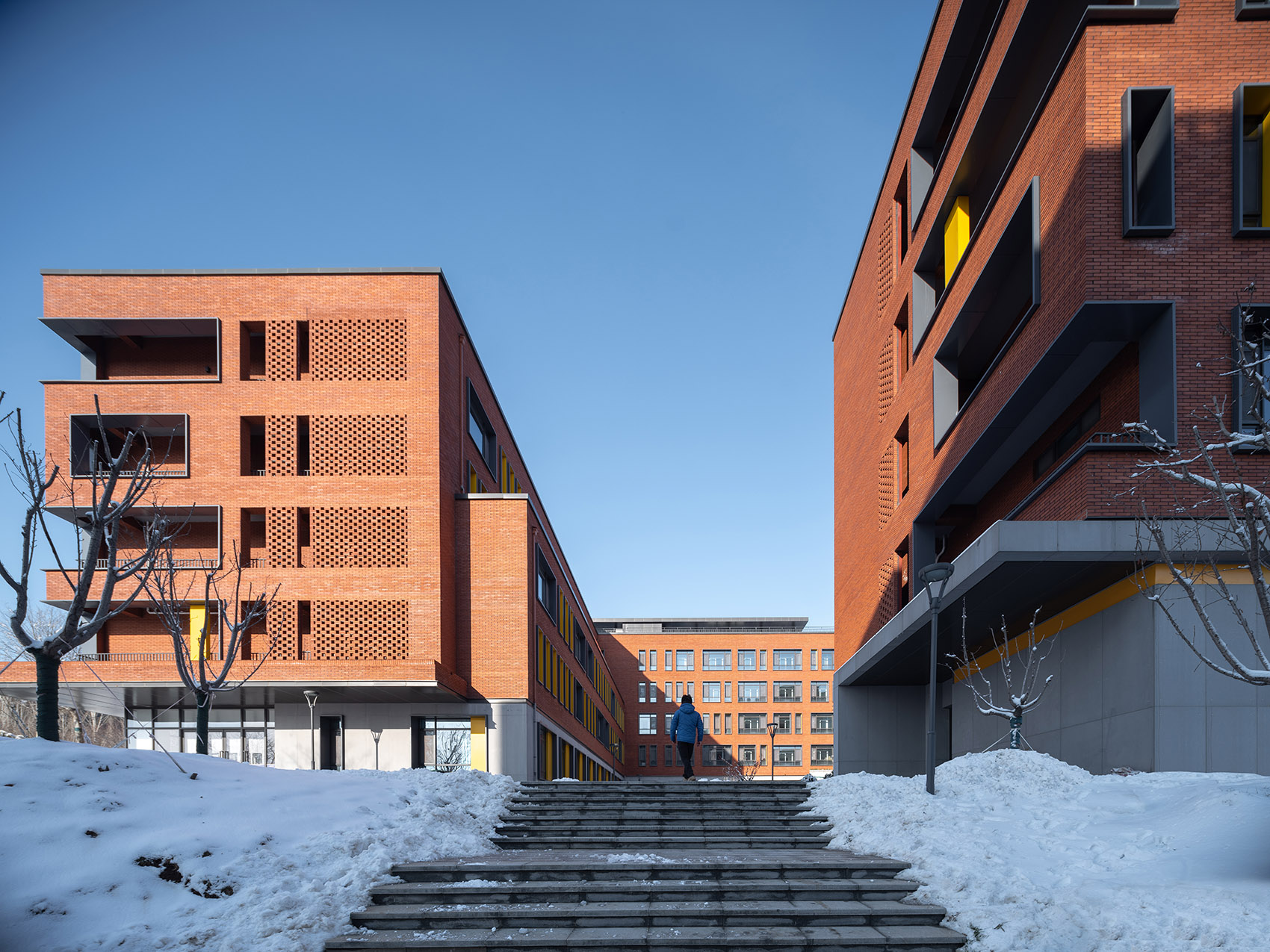 Jinan Xinhang Experimental Foreign Language School, China by Qingdao ...