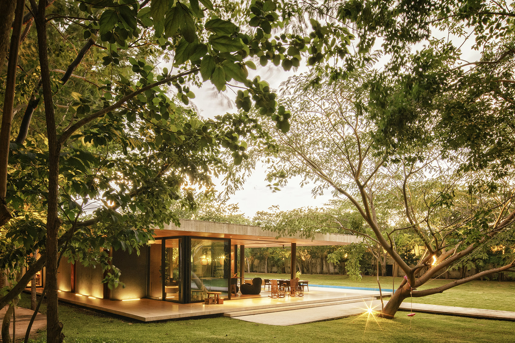 Akúun House by Arkham Projects - 谷德设计网