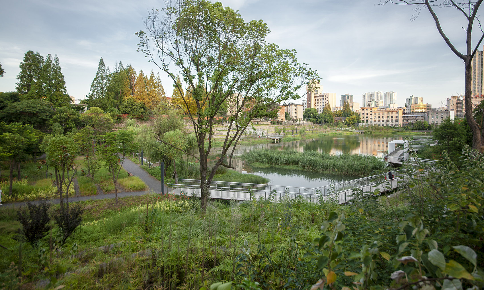 Chizhou City Moat Heritage Park, Chizhou, Anhui by UP+S - 谷德设计网