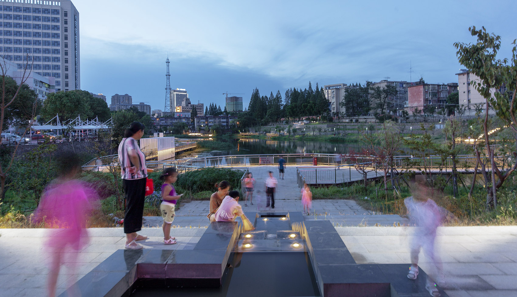 Chizhou City Moat Heritage Park, Chizhou, Anhui by UP+S - 谷德设计网