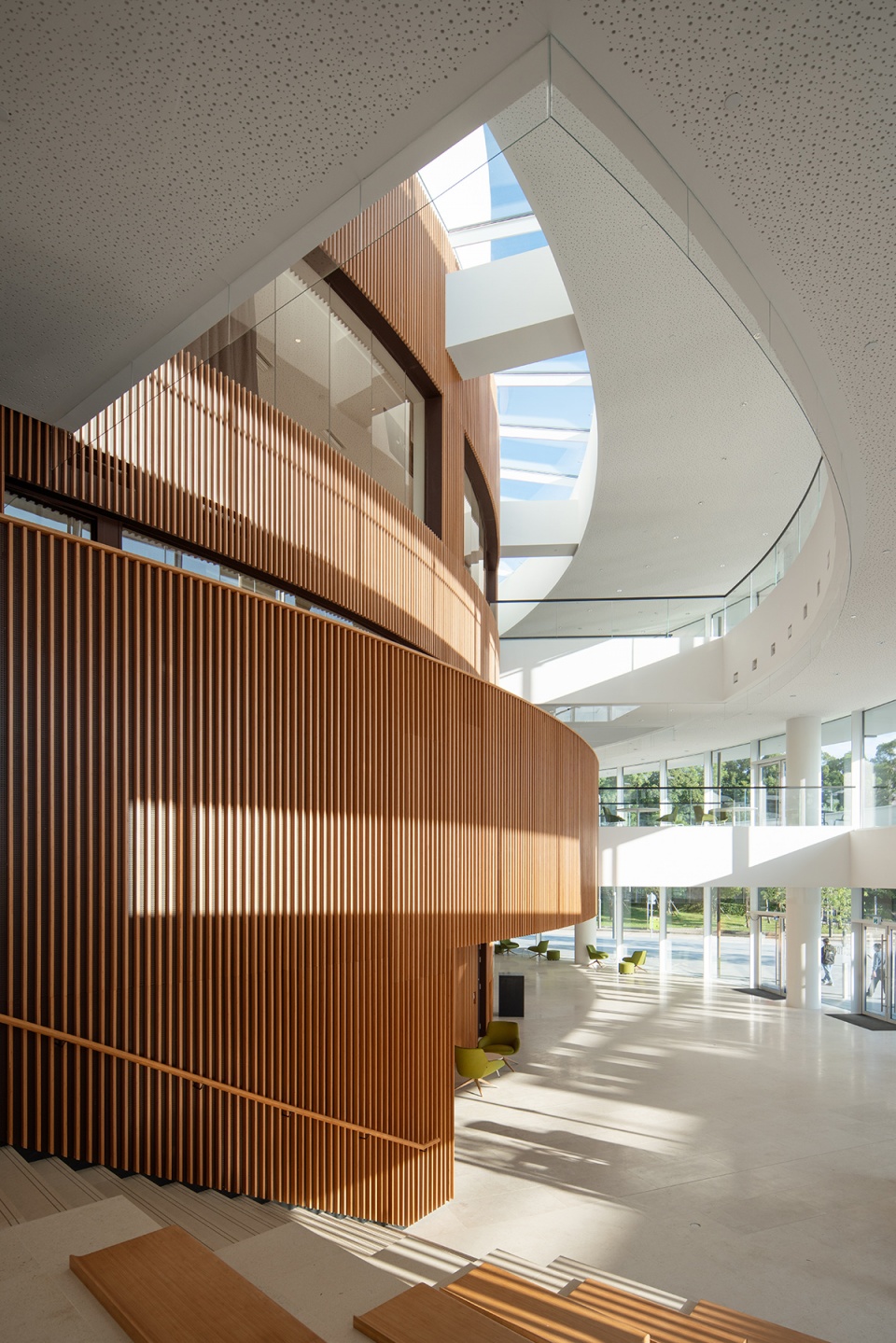 Shaw Auditorium at HKUST by Henning Larsen - 谷德设计网