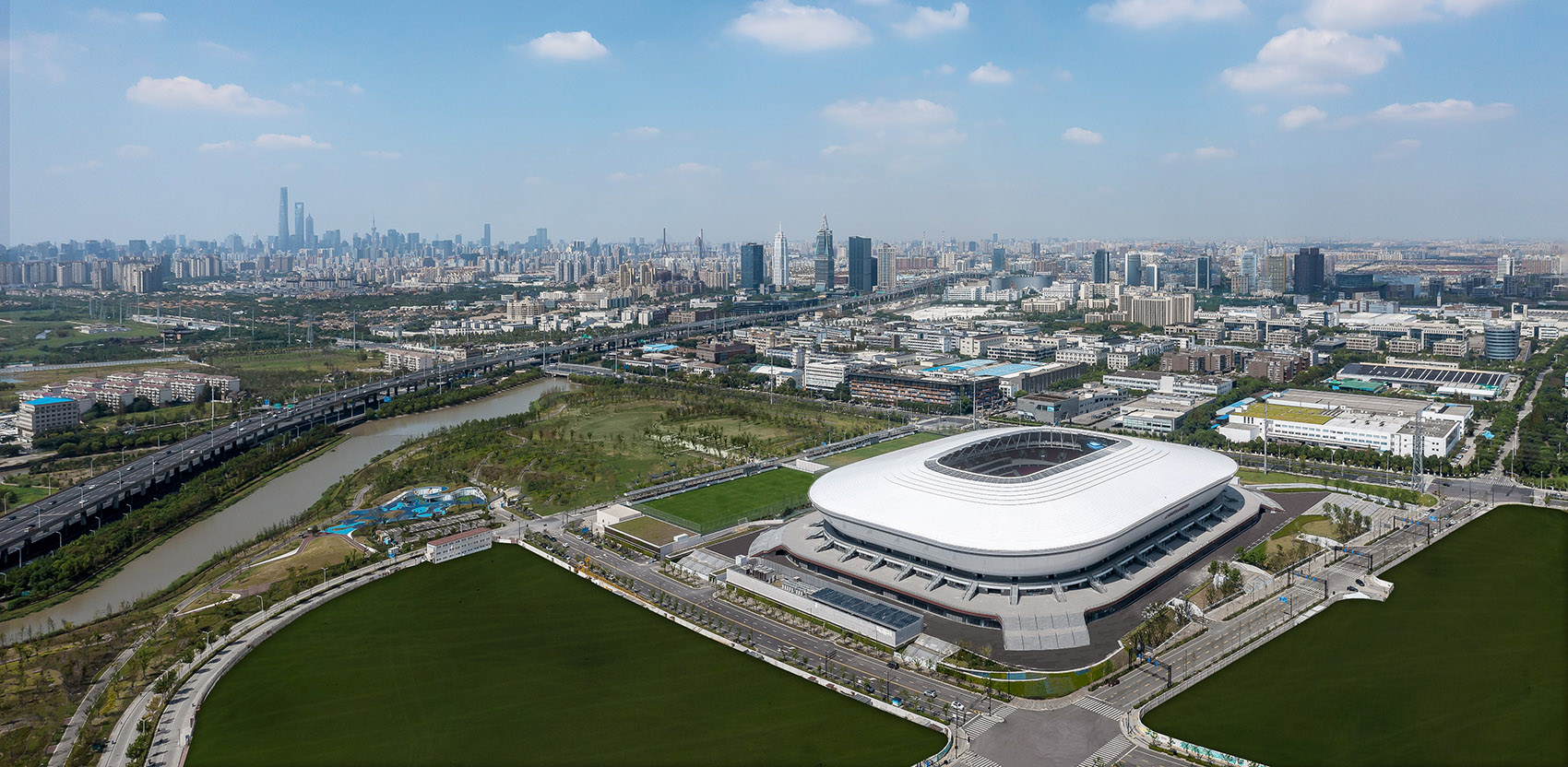 SAIC Motor Pudong Arena, Shanghai, China by HPP Architects - 谷德设计网