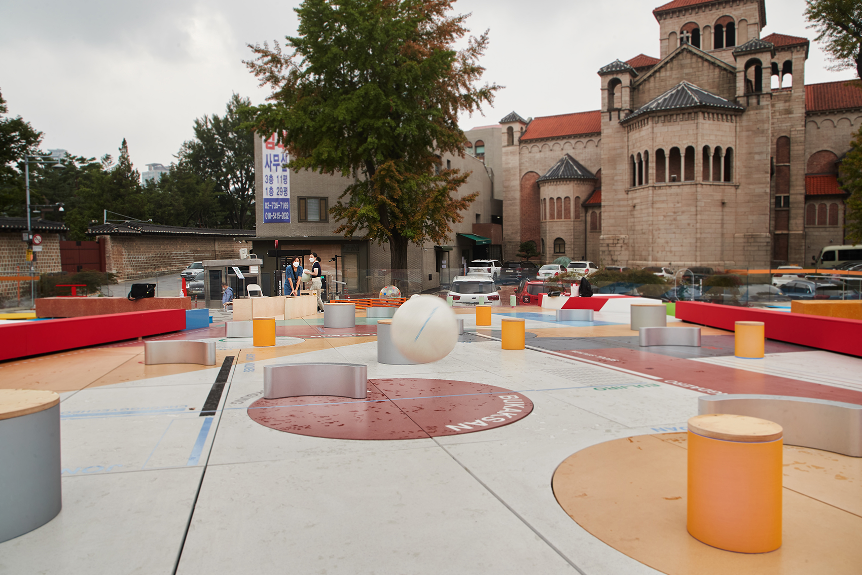 Seoul Urban Pinball Machine by Studio Heech - 谷德设计网