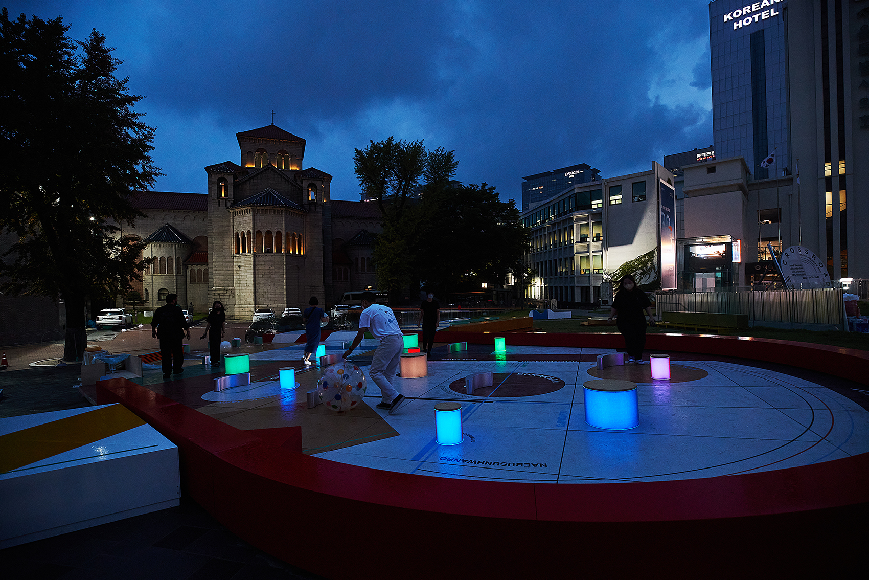 Seoul Urban Pinball Machine by Studio Heech - 谷德设计网