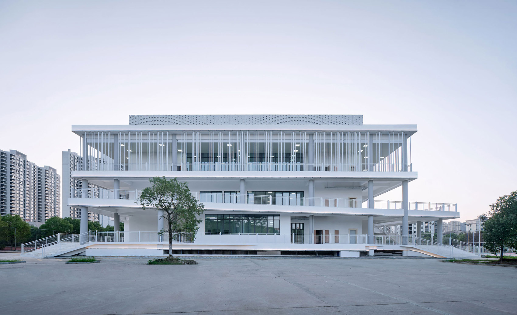 Yihuang 1st High School Complex, Jiangxi, China by Leeko Studio - 谷德设计网