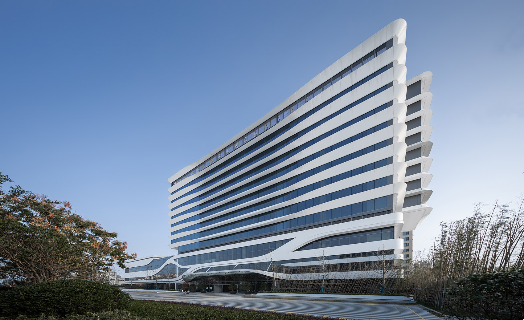 Days Inn Haimen, China by RUF Architects - 谷德设计网