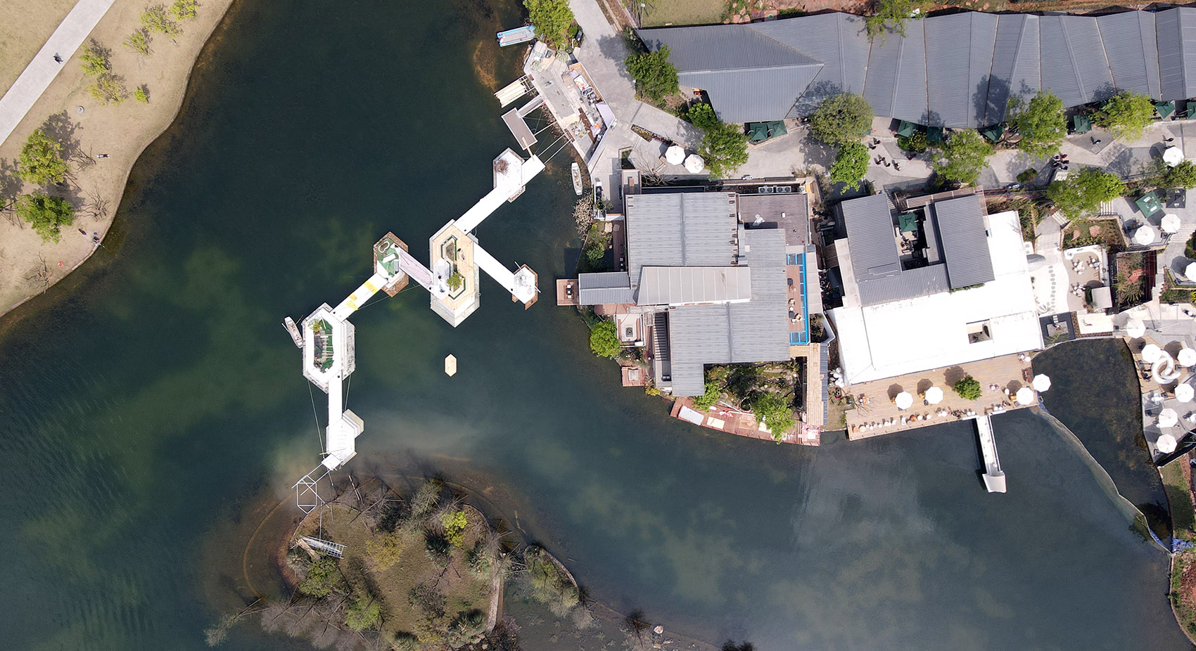 Floating Islands of Sky, China by unarchitecte - 谷德设计网