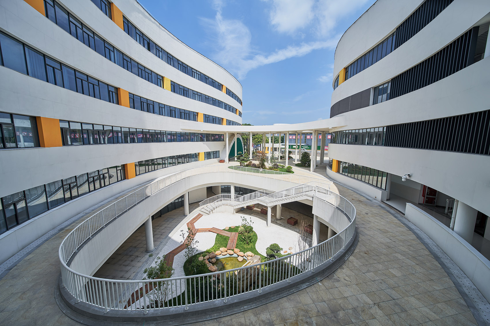 Chouzhou primary school in Yiwu City, China by Zhejiang Province ...