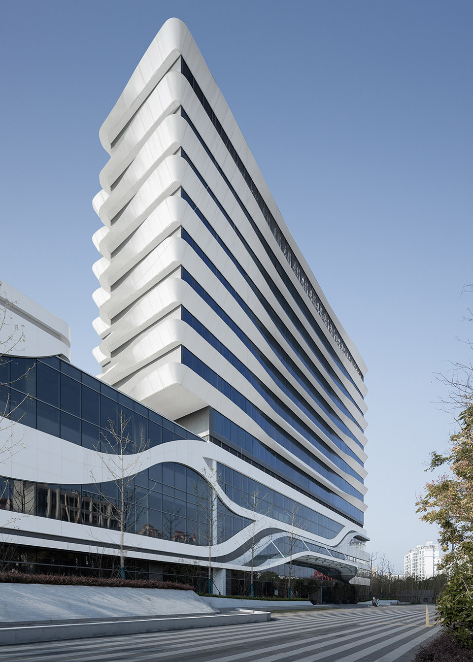 Days Inn Haimen, China by RUF Architects - 谷德设计网