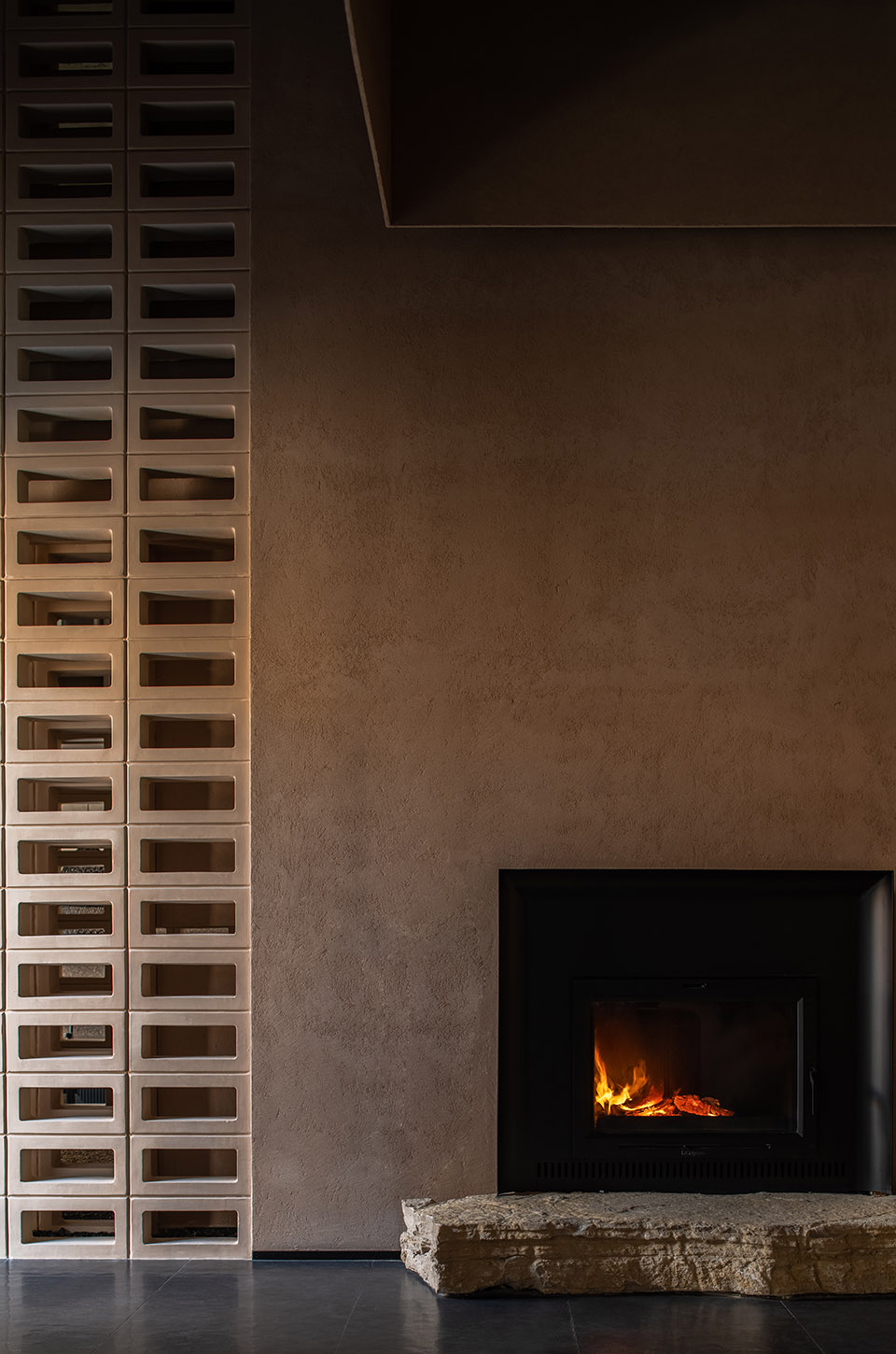 FLOWING LIGHT & SHADOW by Fuzhou Lingzhu Design Decoration Co., Ltd ...