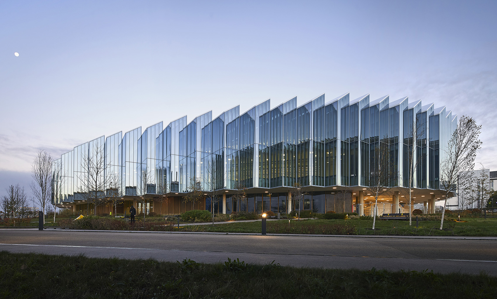 AstraZeneca’s The Discovery Centre Cambridge, UK by Herzog & de Meuron ...