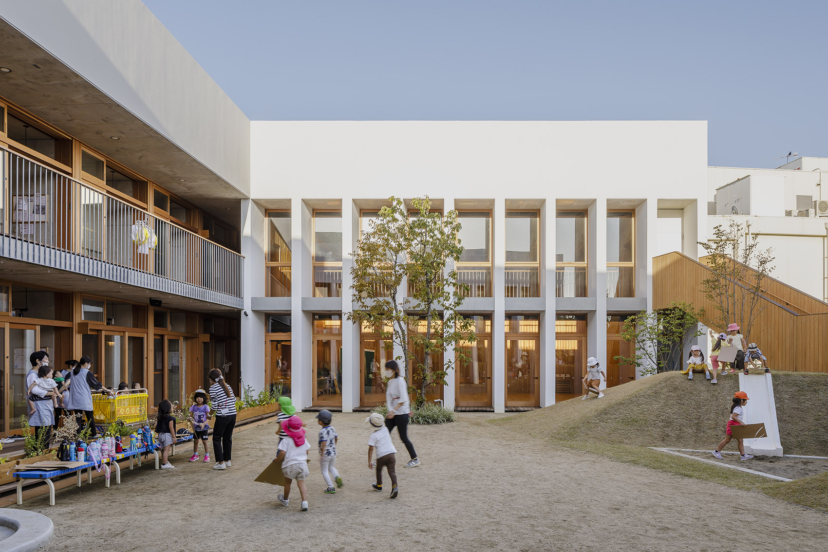 AKARAZUKA BUKKOU NURSERY SCHOOL by + NEW OFFICE - 谷德设计网